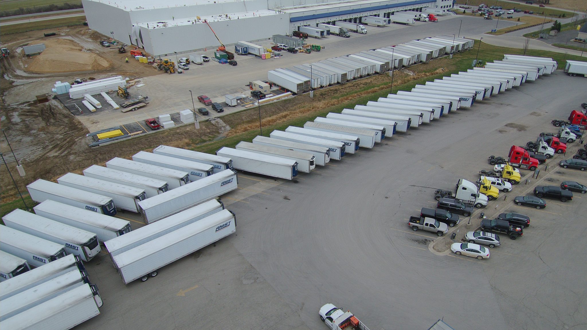 The 2024 Semi Truck & Trailer Industry - Orbitbid.com